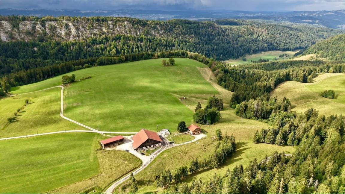 64 M² Gîte ∙ 2 Chambres ∙ 4 Personnes - Doubs