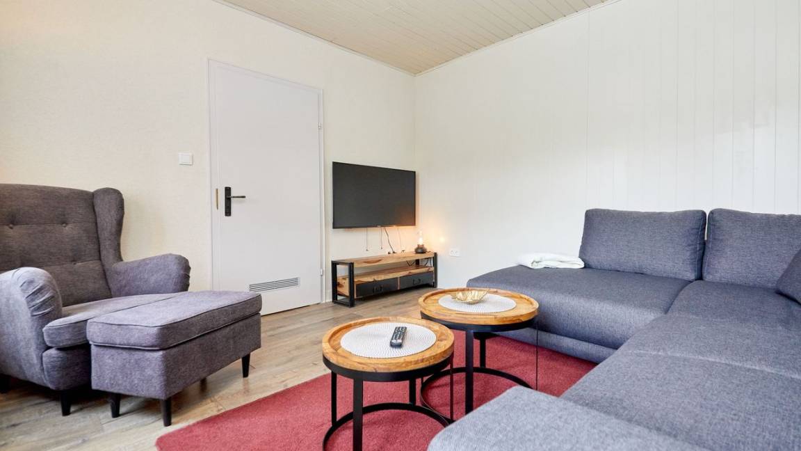 140 M² House ∙ 5 Bedrooms ∙ 7 Guests - Bernkastel-Kues