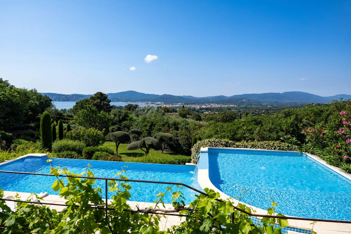 248 M² Villa ∙ 5 Bedrooms ∙ 10 Guests - Saint-Tropez