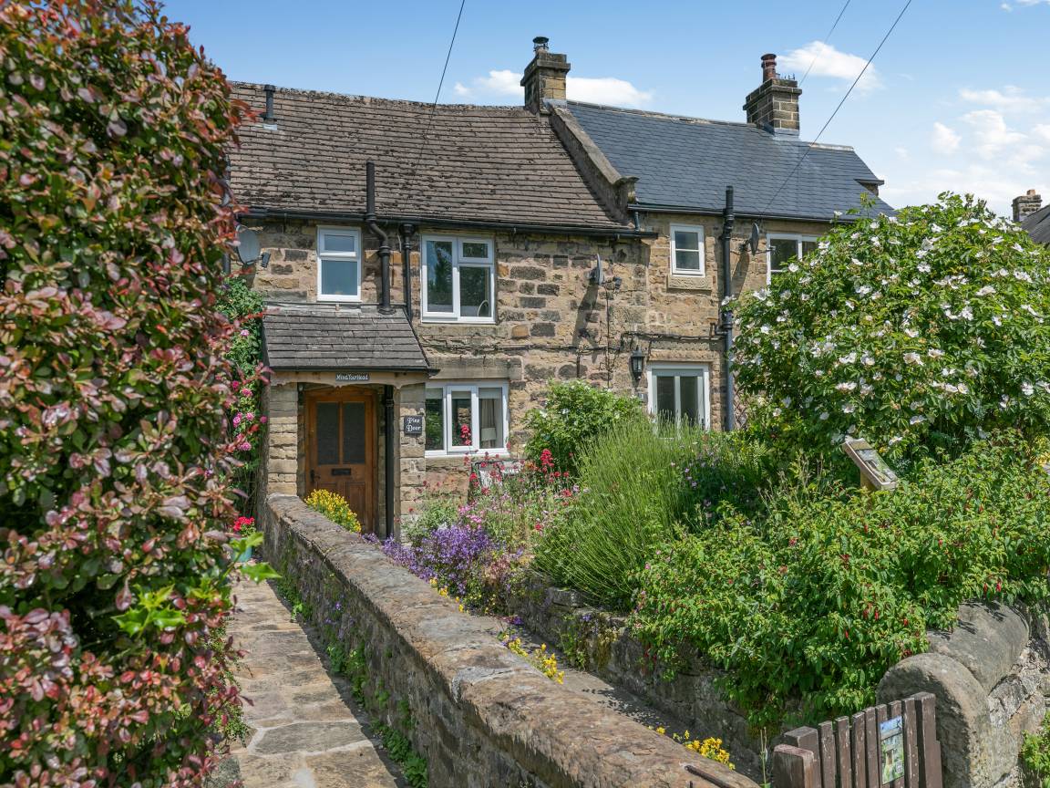 Cottage ∙ 2 Bedrooms ∙ 4 Guests - Hathersage