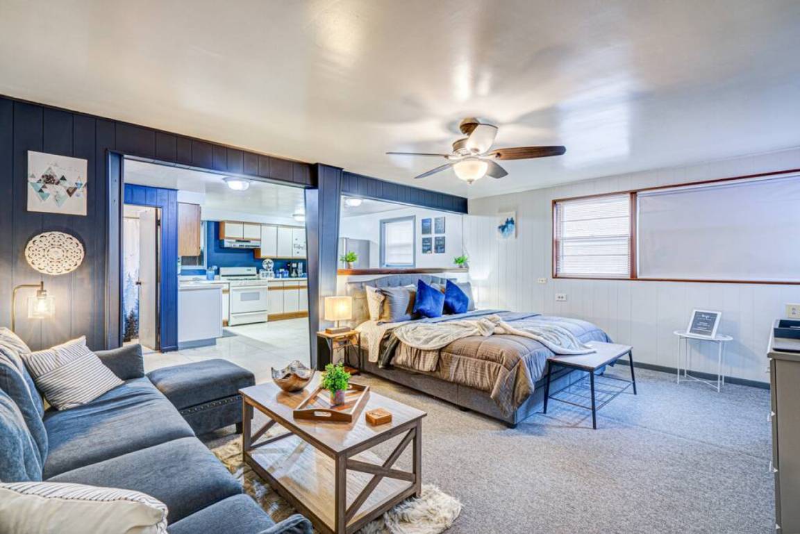 56 M² Apartment ∙ 4 Guests - Brookfield, IL
