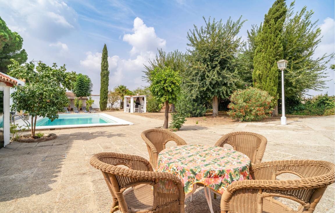 93 M² Casa ∙ 3 Habitaciones ∙ 6 Huéspedes - Morón de la Frontera