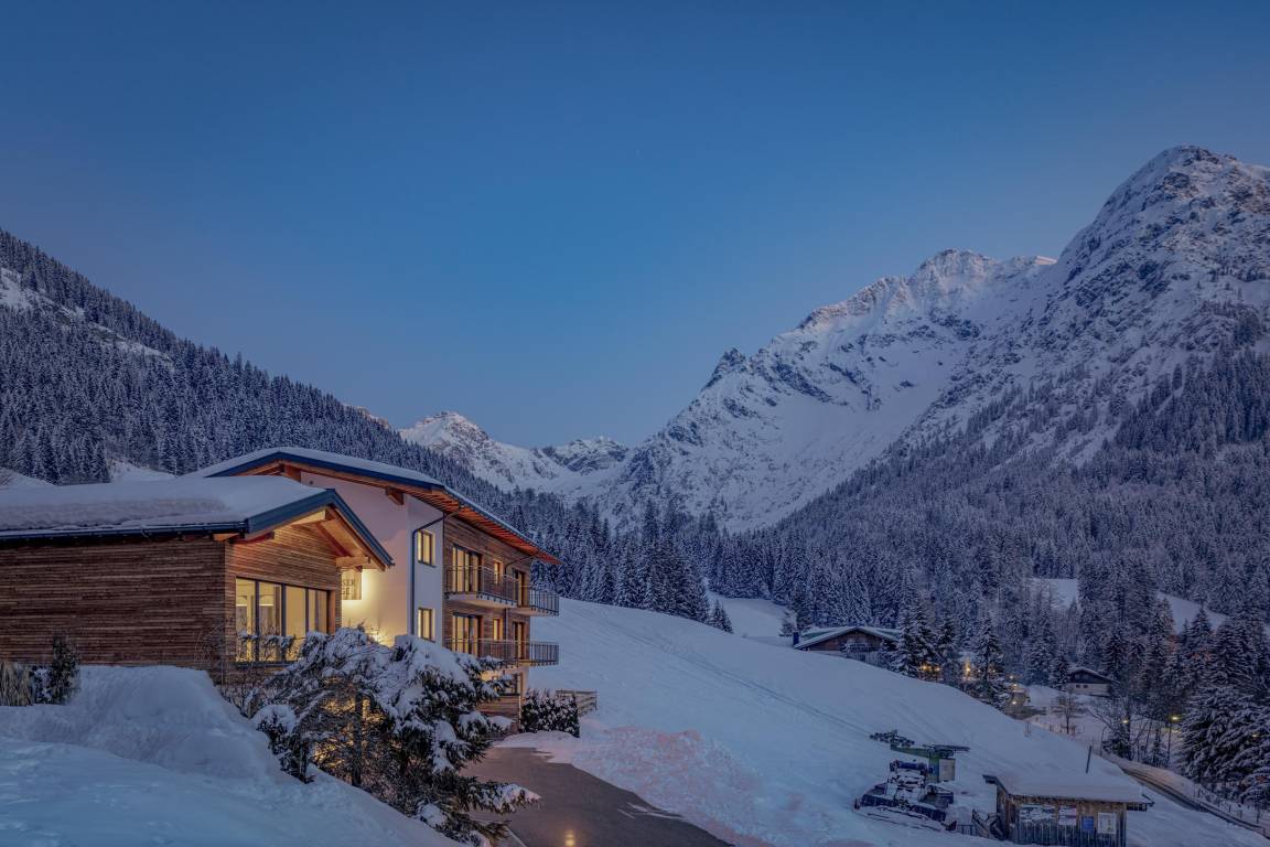 80 M² Ferienwohnung ∙ 2 Schlafzimmer ∙ 6 Gäste - Warth