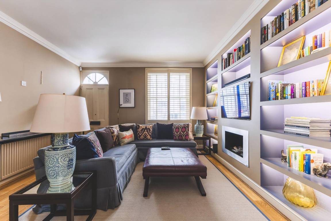 Apartment ∙ 4 Bedrooms ∙ 7 Guests - London
