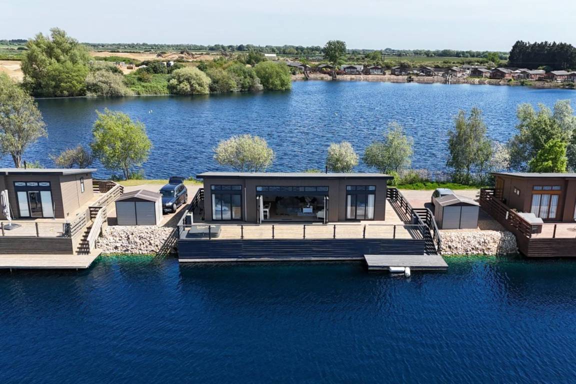 Lodge ∙ 2 Bedrooms ∙ 4 Guests - Rutland