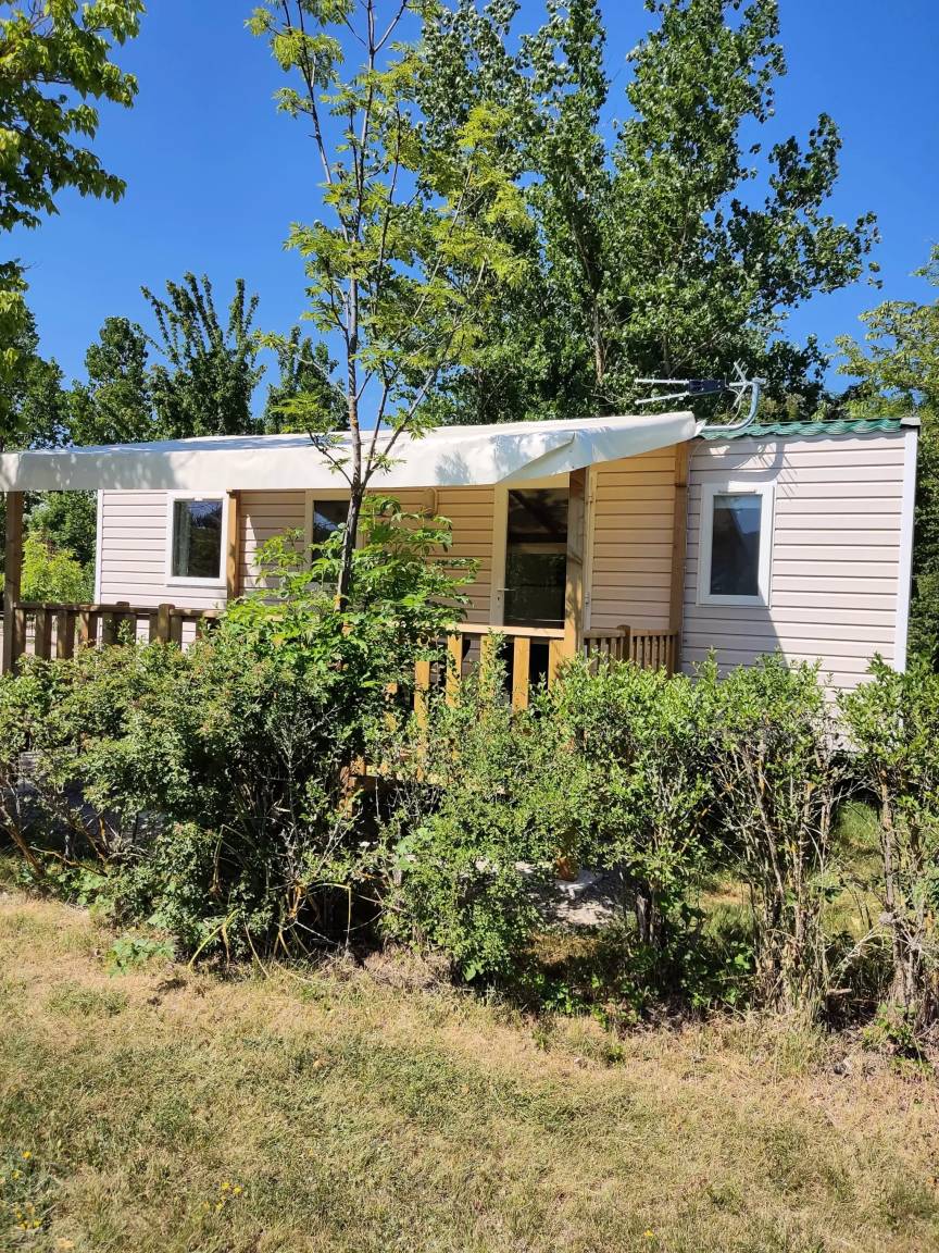 32 M² Camper/roulotte ∙ 3 Camere Da Letto ∙ 6 Ospiti - Laissac