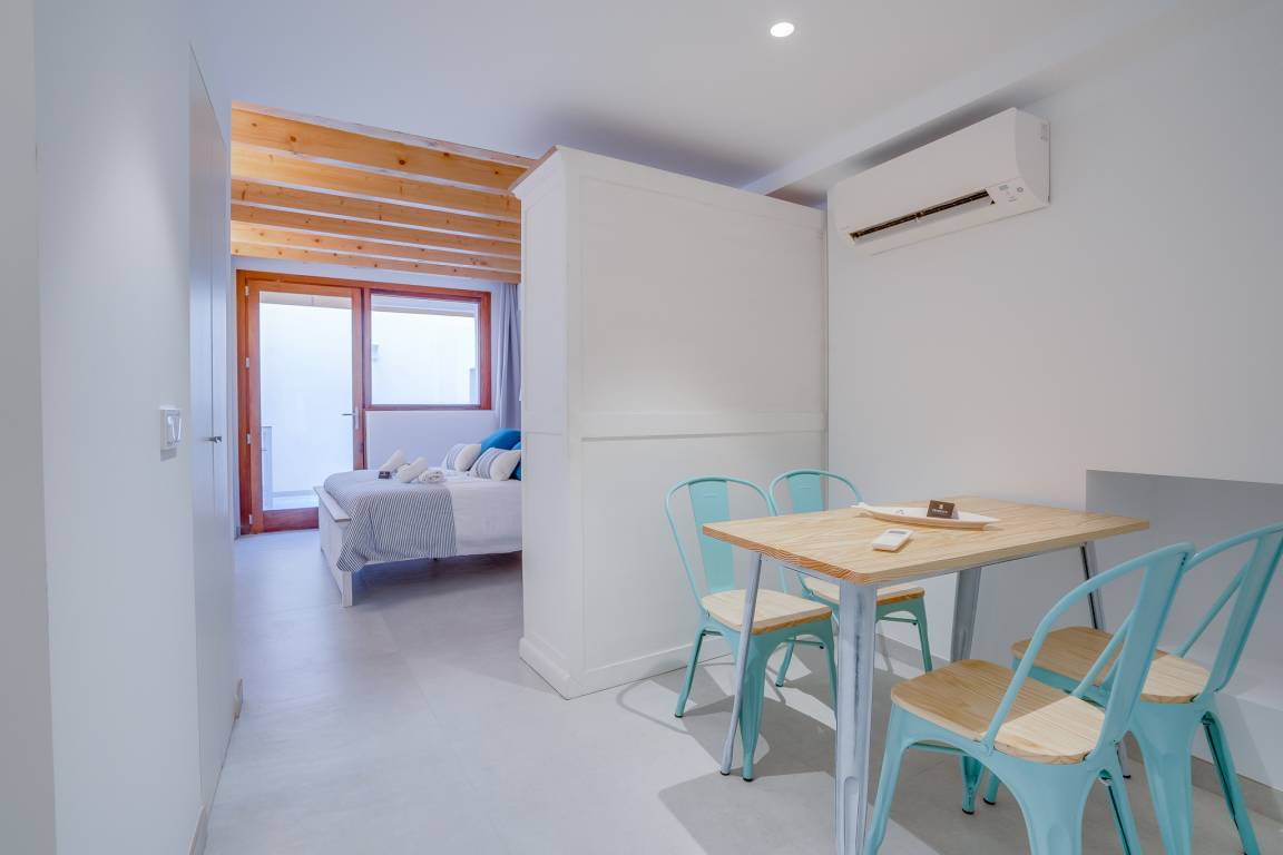 70 M² Ferienwohnung ∙ 1 Schlafzimmer ∙ 3 Gäste - Palma