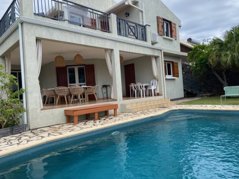 Maison De Vacances ∙ 3 Chambres ∙ 6 Personnes - Saint-Gilles les Bains