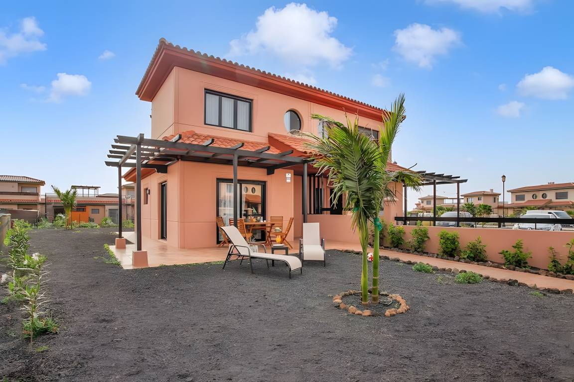 77 M² Villa ∙ 3 Schlafzimmer ∙ 6 Gäste - El Cotillo