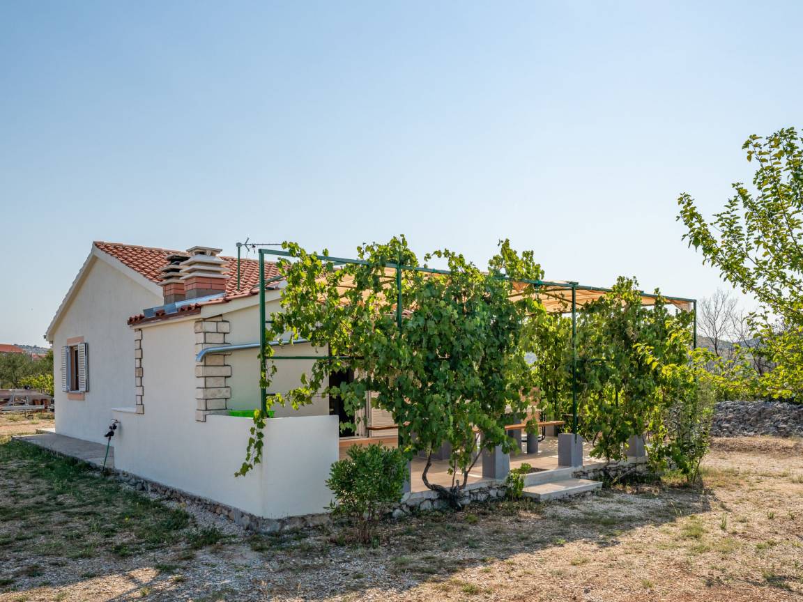 50 M² Ferienhaus ∙ 1 Schlafzimmer ∙ 4 Gäste - Šibenik