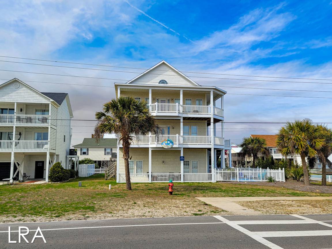 214 M² House ∙ 5 Bedrooms ∙ 10 Guests - Surf City, NC
