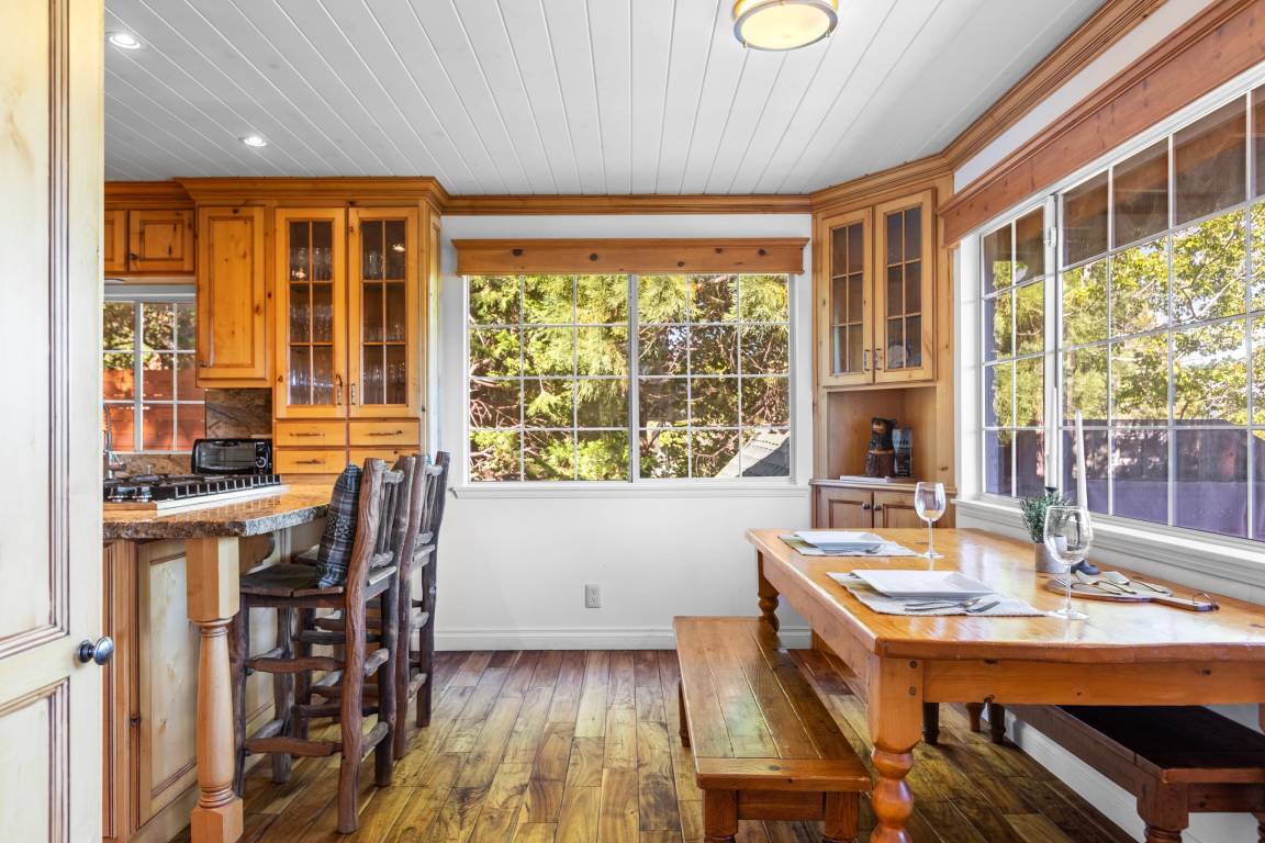 164 M² Talo ∙ 5 Makuuhuonetta ∙ 8 Vierasta - Lake Arrowhead, CA