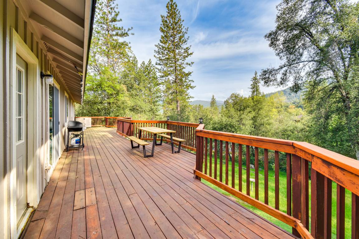 101 M² House ∙ 3 Bedrooms ∙ 7 Guests - Oakhurst, CA