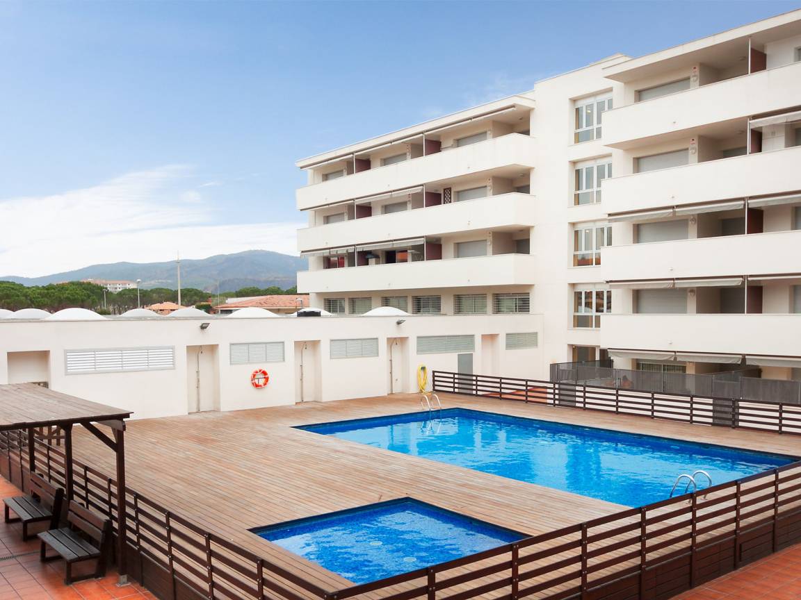 65 M² Apartamento ∙ 1 Habitación ∙ 6 Huéspedes - Calonge