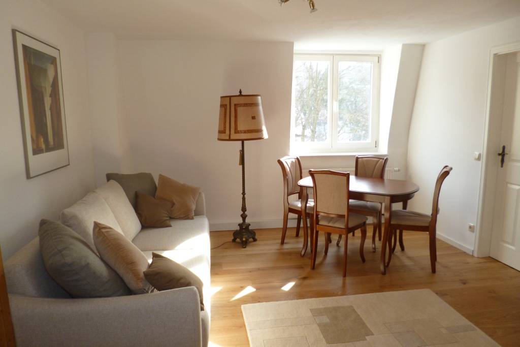 Ferienwohnung ∙ 1 Schlafzimmer ∙ 4 Gäste - Weimar