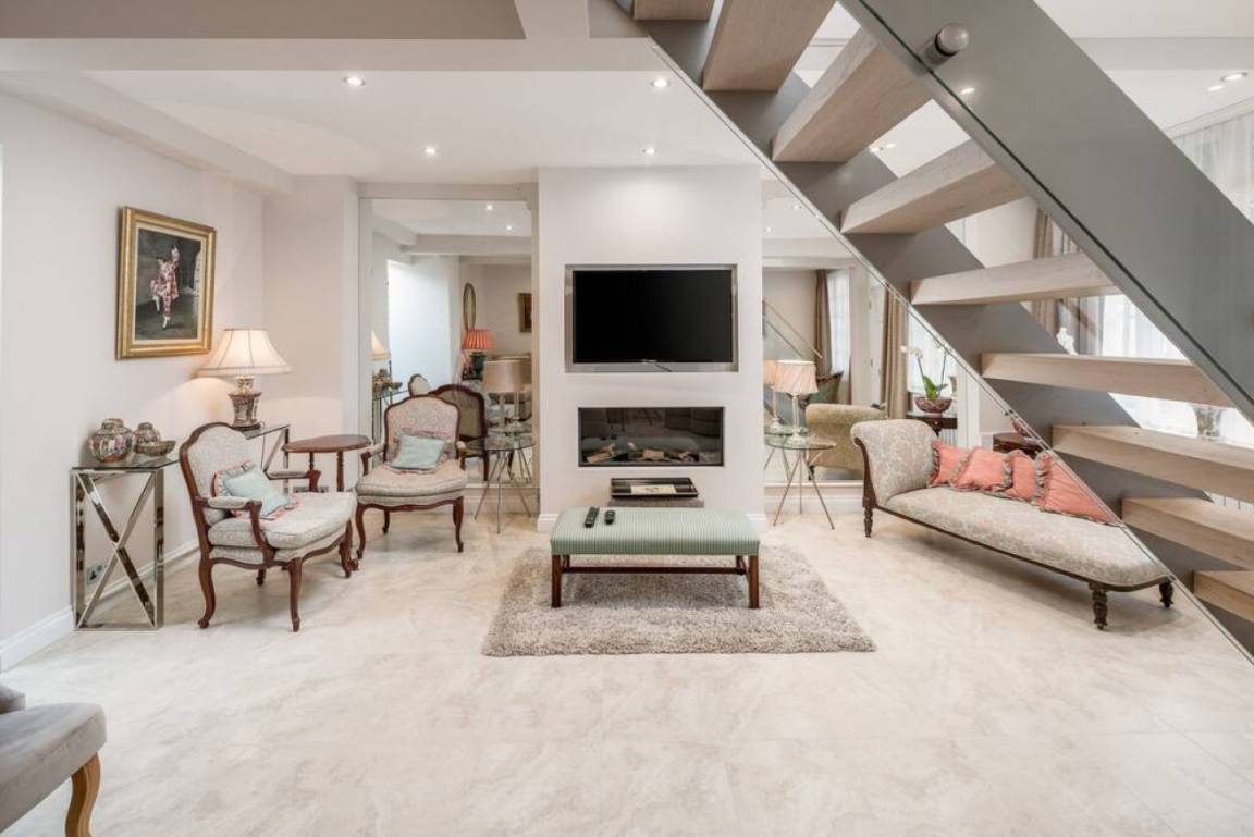 82 M² Maison De Vacances ∙ 3 Chambres ∙ 8 Personnes - Londres