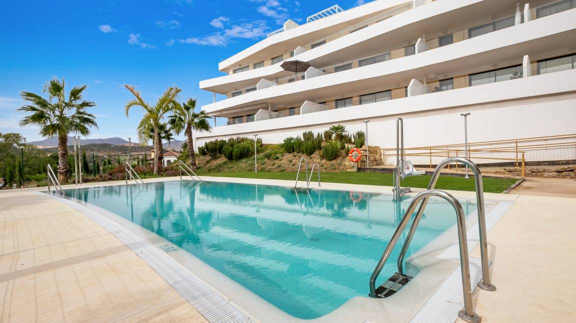 72 M² Appartement ∙ 2 Slaapkamers ∙ 4 Gasten - Estepona