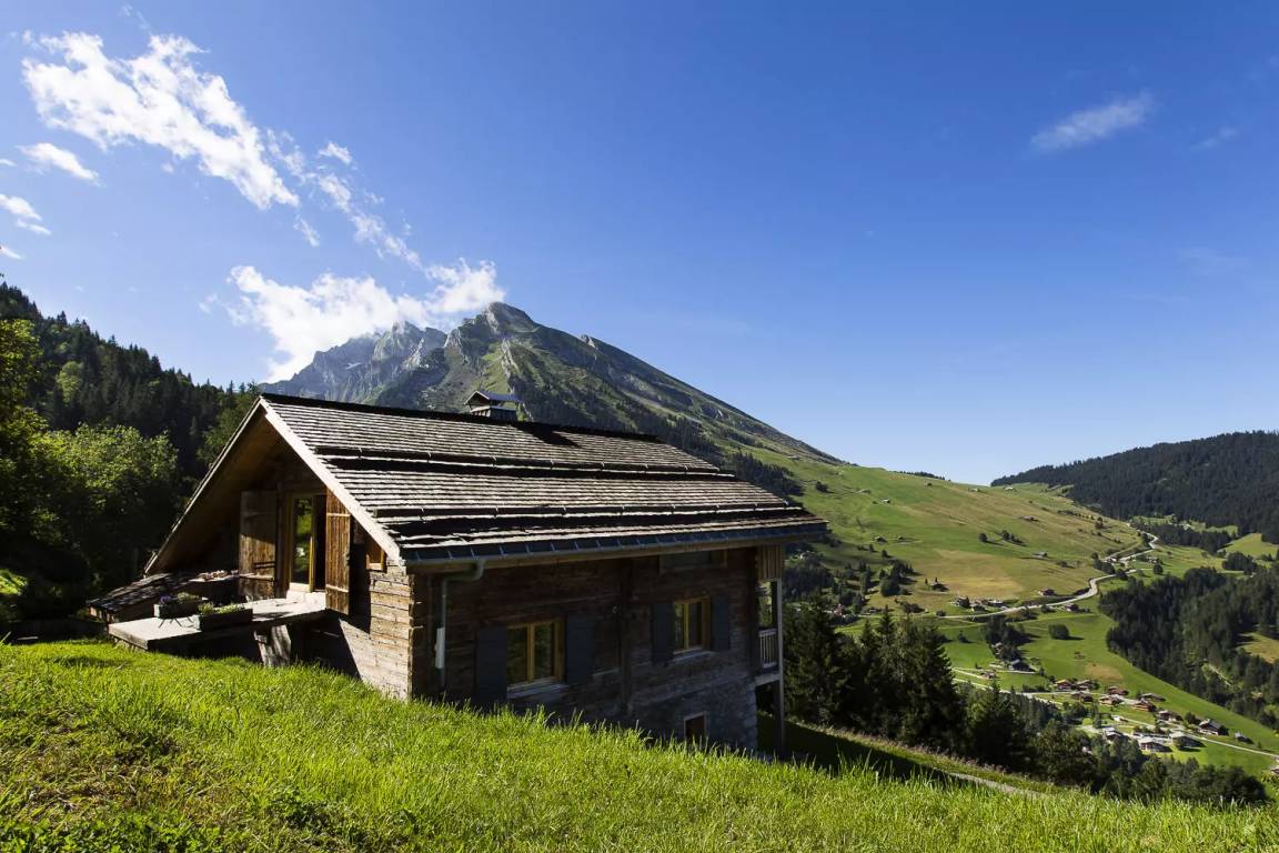 221 M² Chalet ∙ 5 Slaapkamers ∙ 12 Gasten - La Clusaz