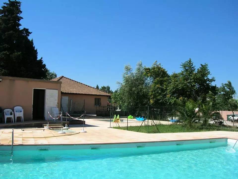 33 M² Mobil-home ∙ 2 Chambres ∙ 6 Personnes - Avignon