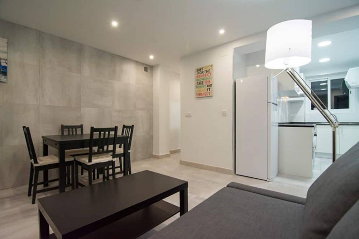 100 M² Huis ∙ 3 Slaapkamers ∙ 5 Gasten - Valencia