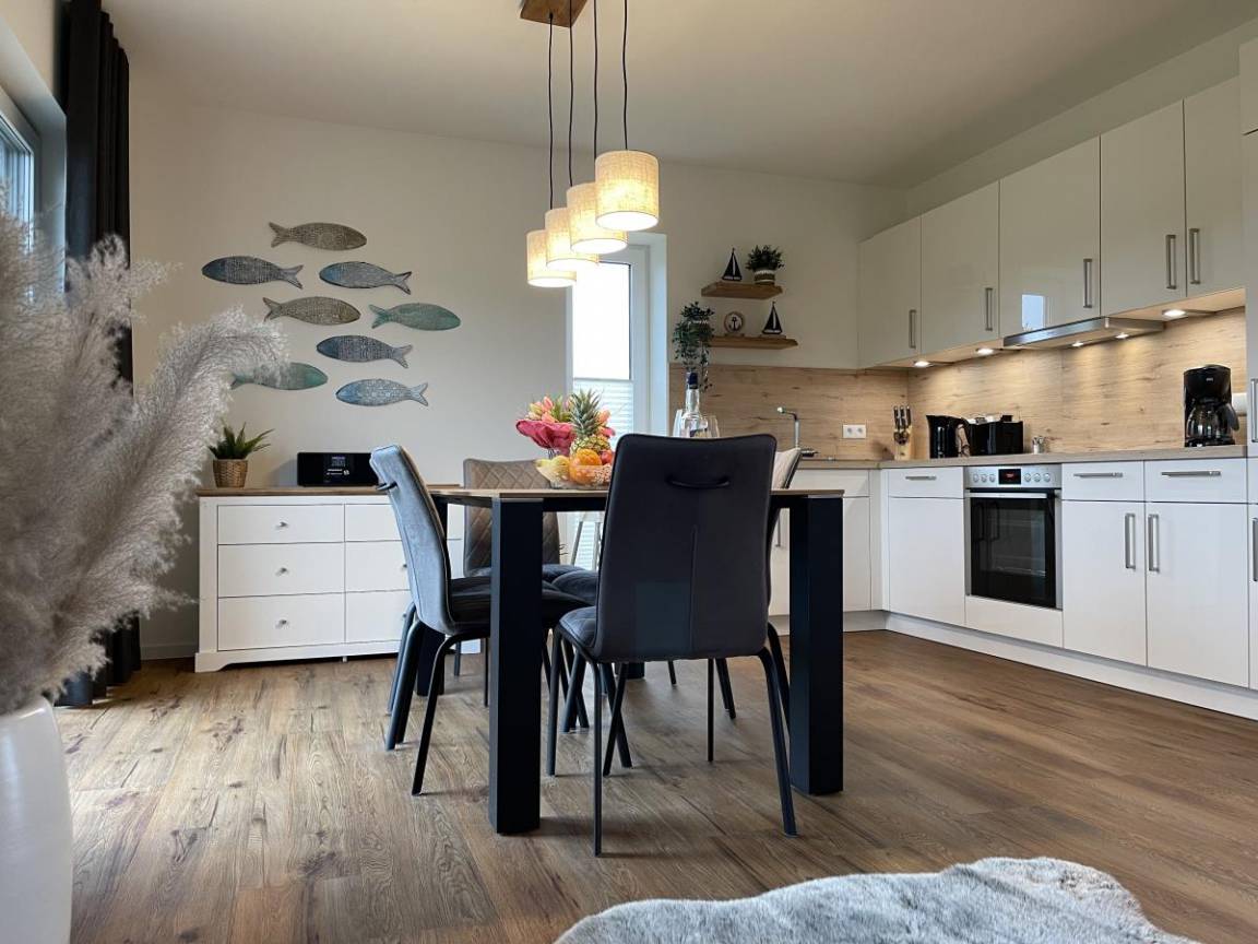 90 M² Huis ∙ 2 Slaapkamers ∙ 5 Gasten - Diemelsee