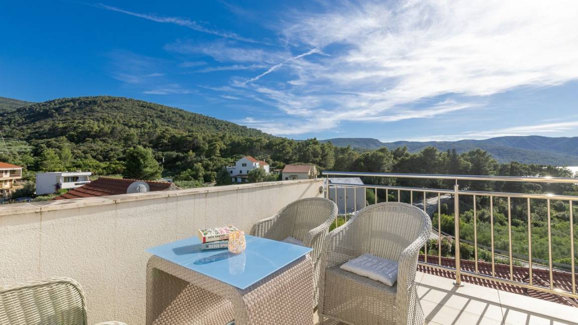 47 M² Apartamento ∙ 2 Habitaciones ∙ 5 Huéspedes - Hvar