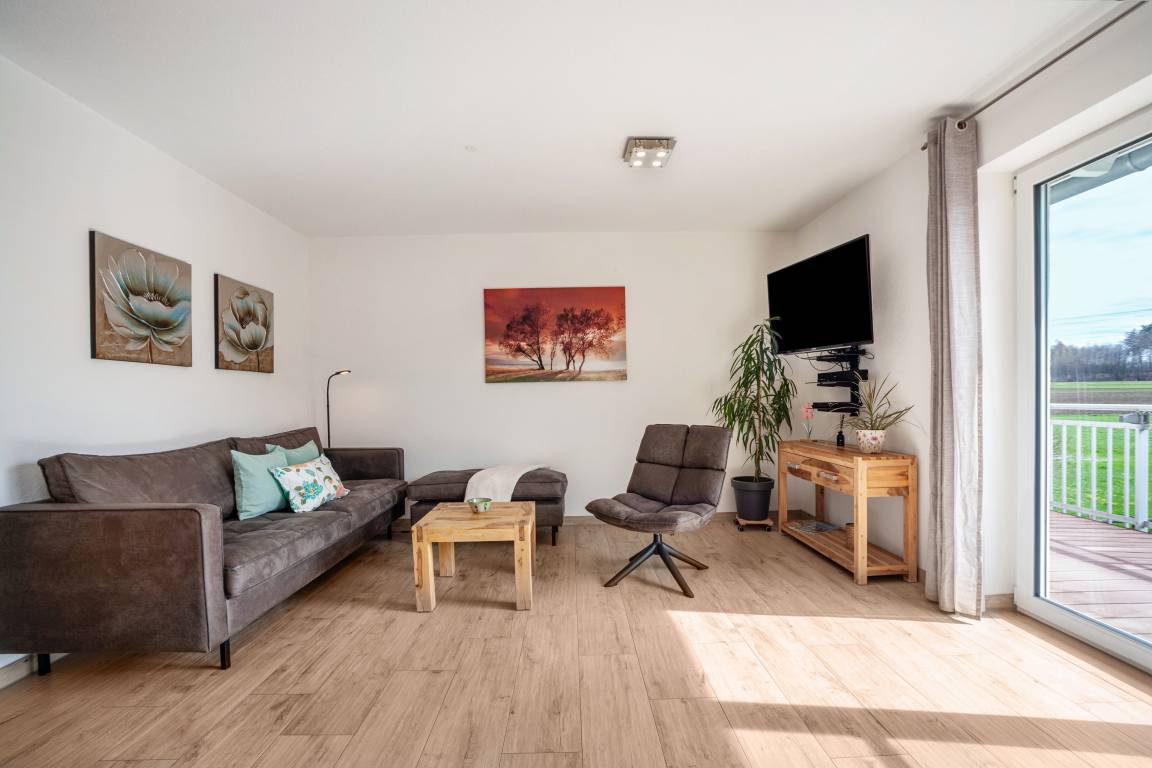 70 M² Ferienwohnung ∙ 2 Schlafzimmer ∙ 4 Gäste - Bad Waldsee