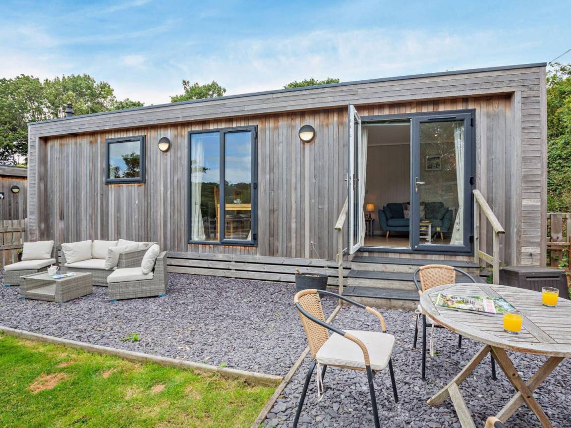 Lodge ∙ 2 Bedrooms ∙ 4 Guests - Llandudno