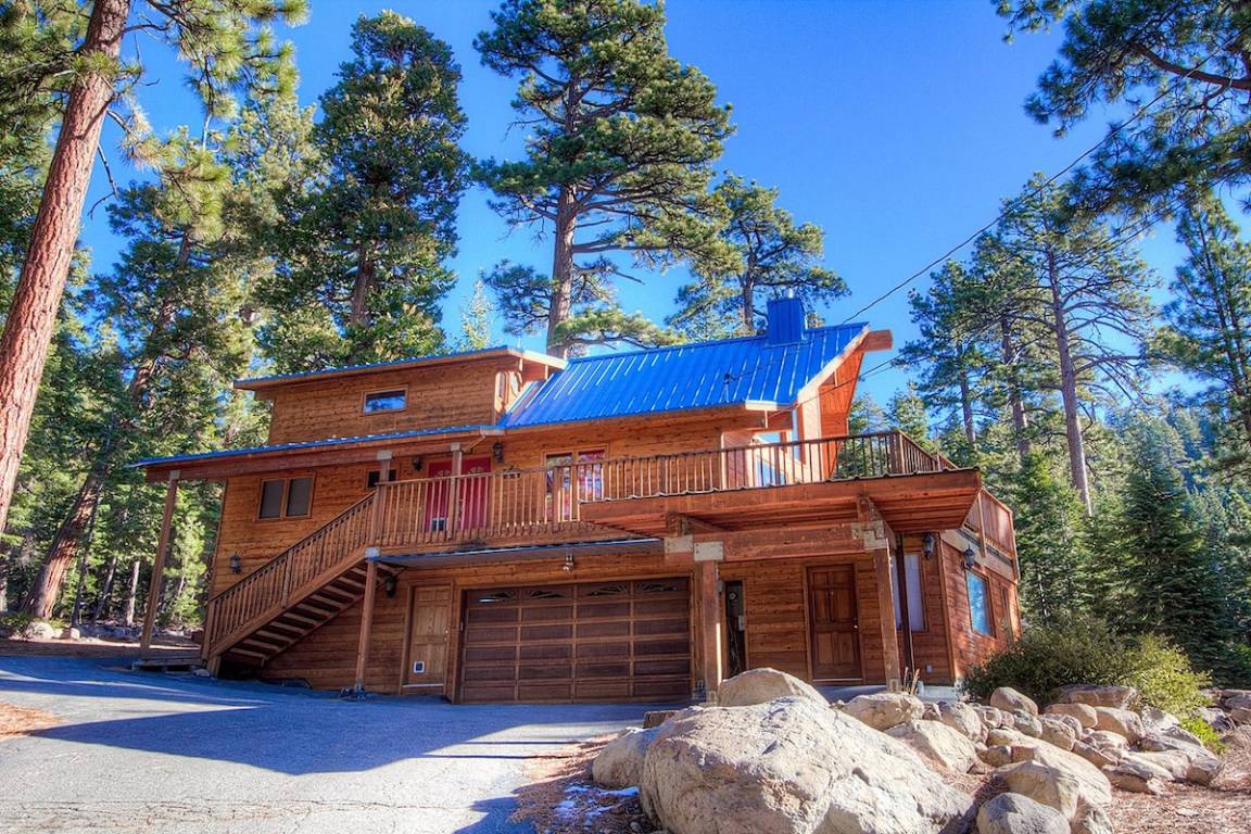 175 M² House ∙ 3 Bedrooms ∙ 8 Guests - Kings Beach, CA