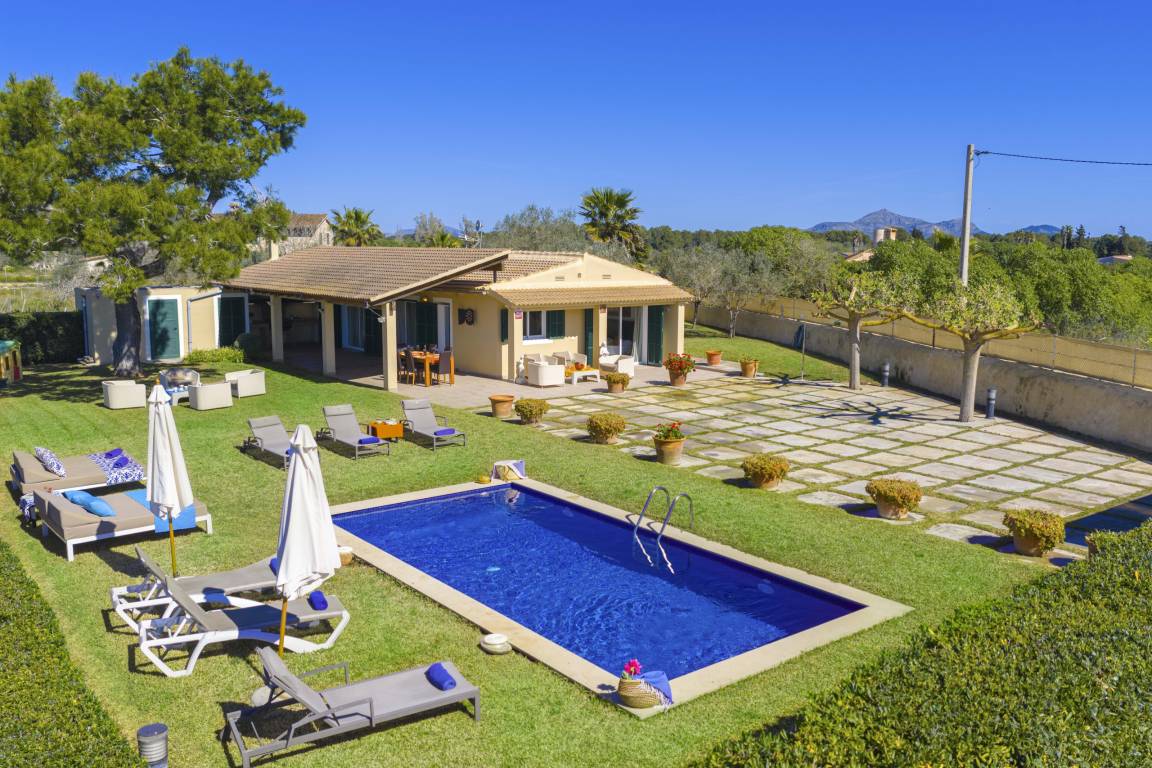 120 M² Villa ∙ 3 Bedrooms ∙ 6 Guests - Can Picafort
