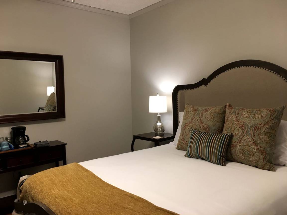 Accommodation ∙ 1 Bedroom ∙ 2 Guests - Dahlonega, GA