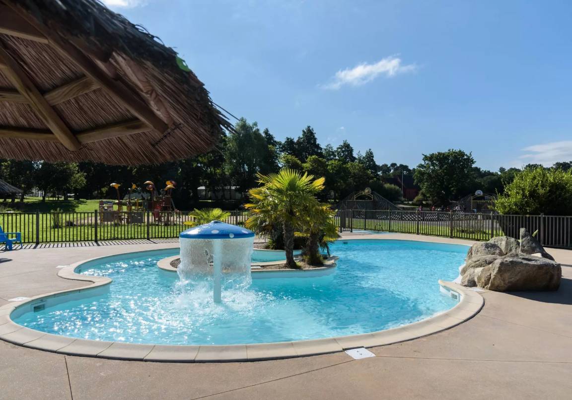 27 M² Mobil-home ∙ 2 Chambres ∙ 4 Personnes - Morlaix