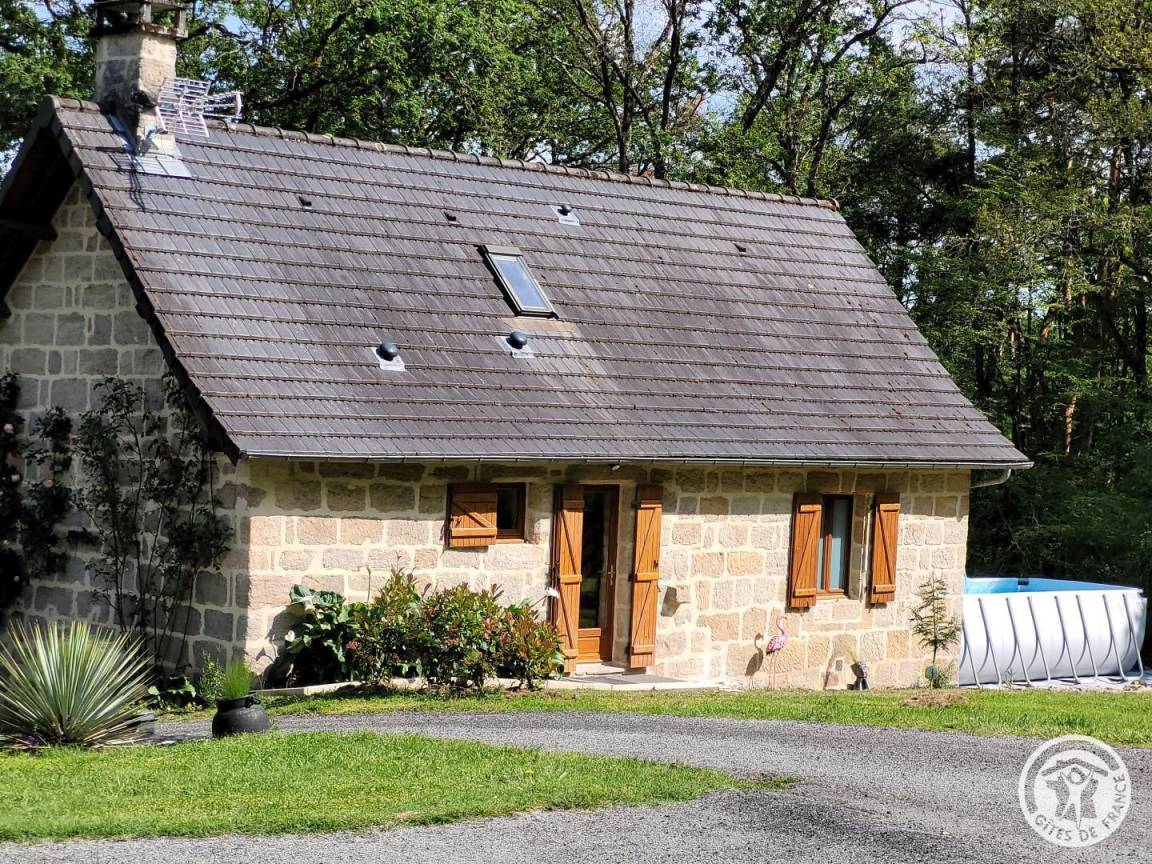 80 M² Gîte ∙ 3 Chambres ∙ 6 Personnes - Corrèze