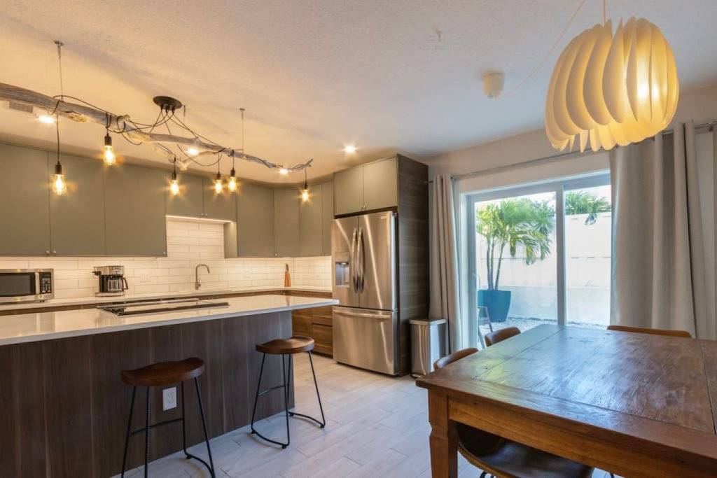 121 M² House ∙ 2 Bedrooms ∙ 4 Guests - New Smyrna Beach, FL