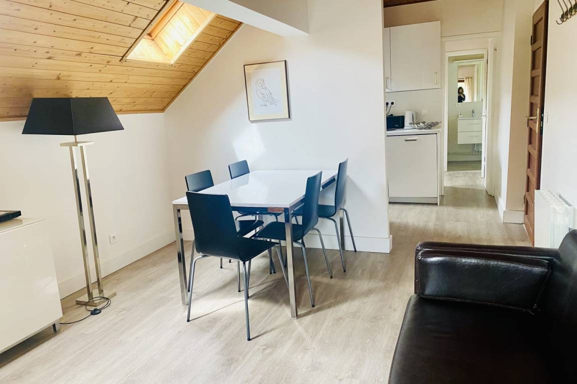 37 M² Huoneisto ∙ 1 Makuuhuone ∙ 4 Vierasta - Vars