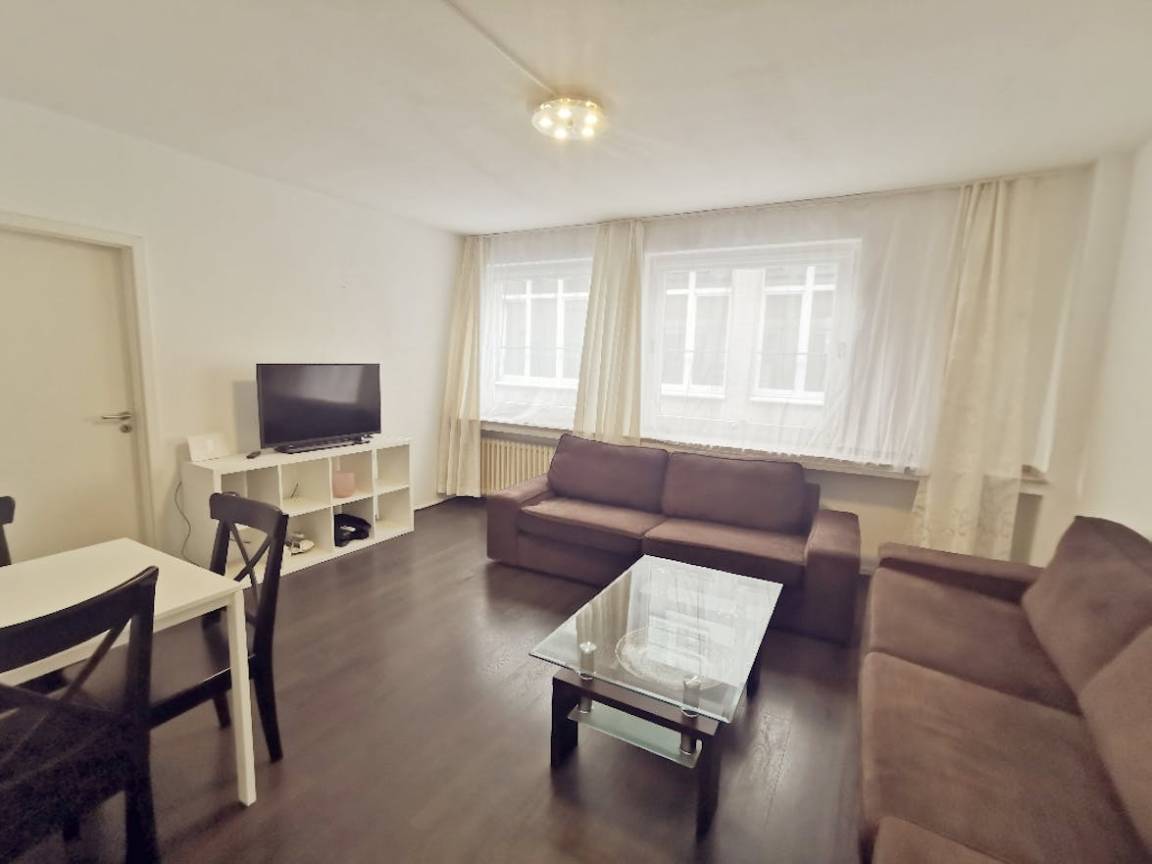 80 M² Ferienwohnung ∙ 2 Schlafzimmer ∙ 4 Gäste - Dormagen