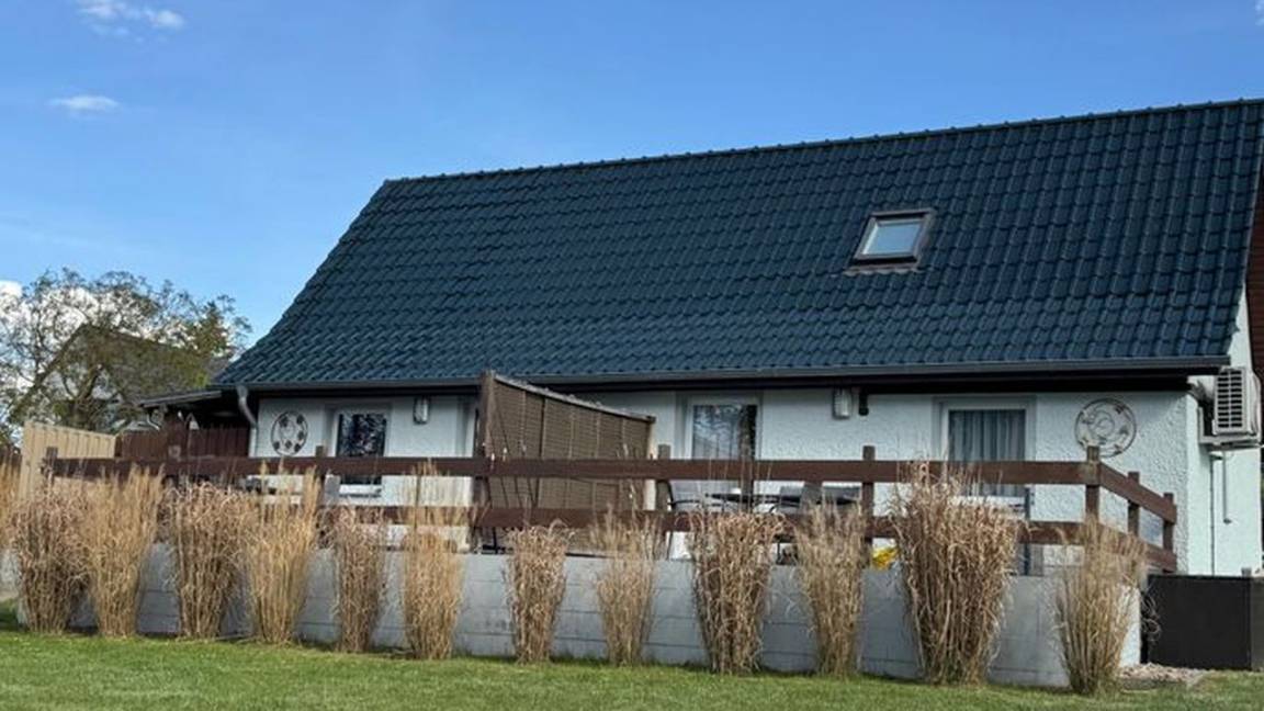 75 M² Ferienwohnung ∙ 4 Gäste - Feldberger Seenlandschaft