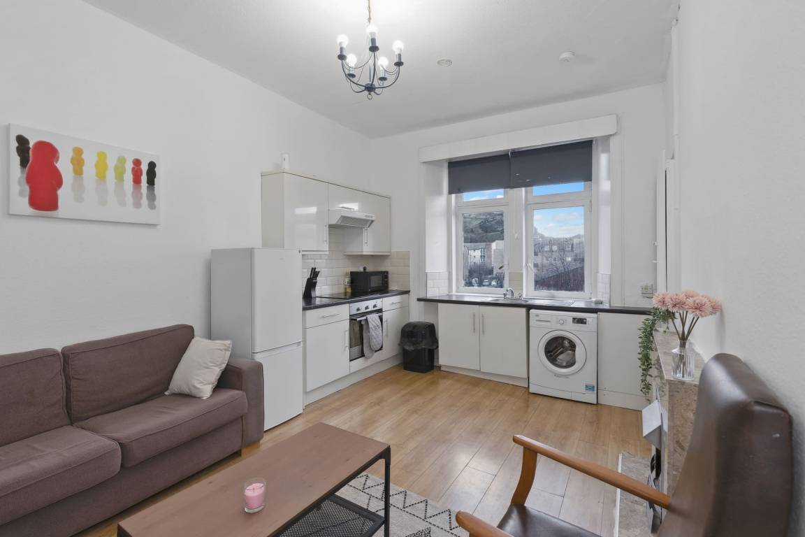 74 M² Apartment ∙ 2 Bedrooms ∙ 4 Guests - Leith