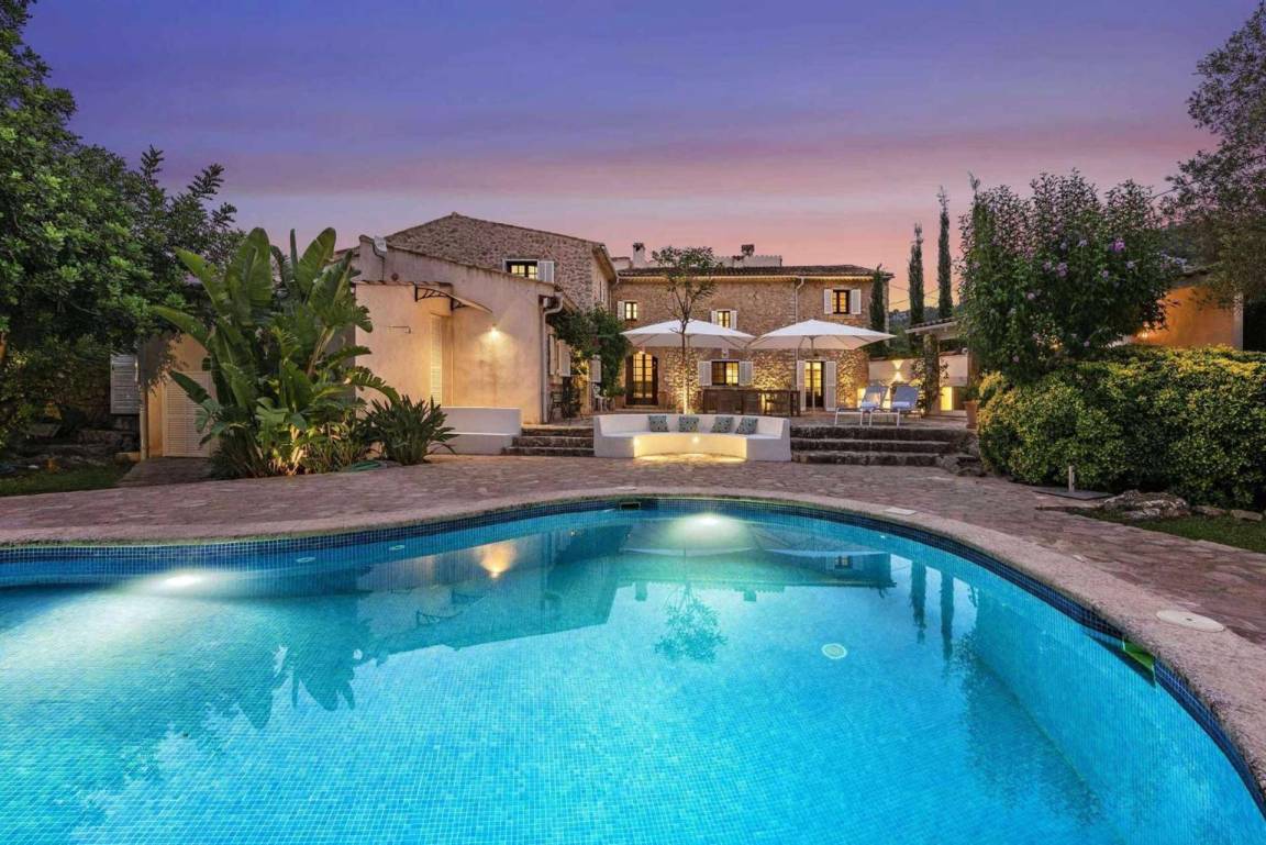 335 M² Villa ∙ 5 Slaapkamers ∙ 8 Gasten - Pollença