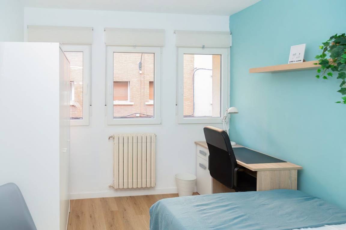 75 M² Habitación Privada ∙ 1 Habitación ∙ 1 Huésped - Zaragoza, España