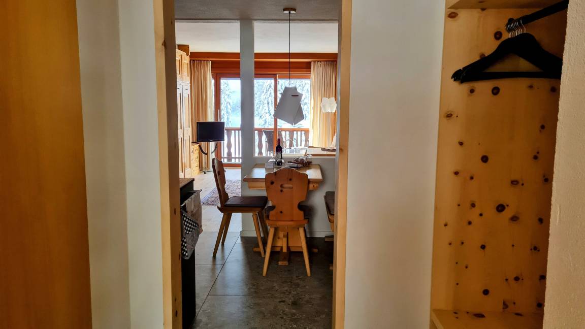 31 M² Appartamento Vacanza ∙ 1 Camera Da Letto ∙ 2 Ospiti - Zuoz
