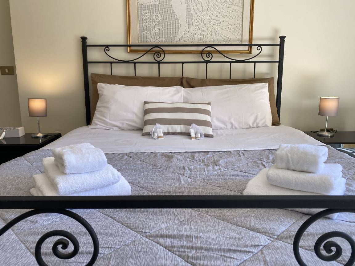 Villa ∙ 2 Bedrooms ∙ 7 Guests - Bracciano