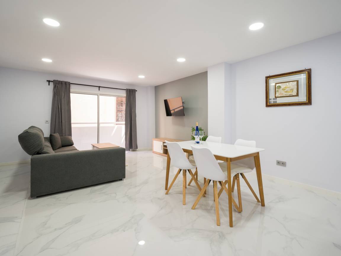 70 M² House ∙ 2 Bedrooms ∙ 4 Guests - Las Palmas de Gran Canaria