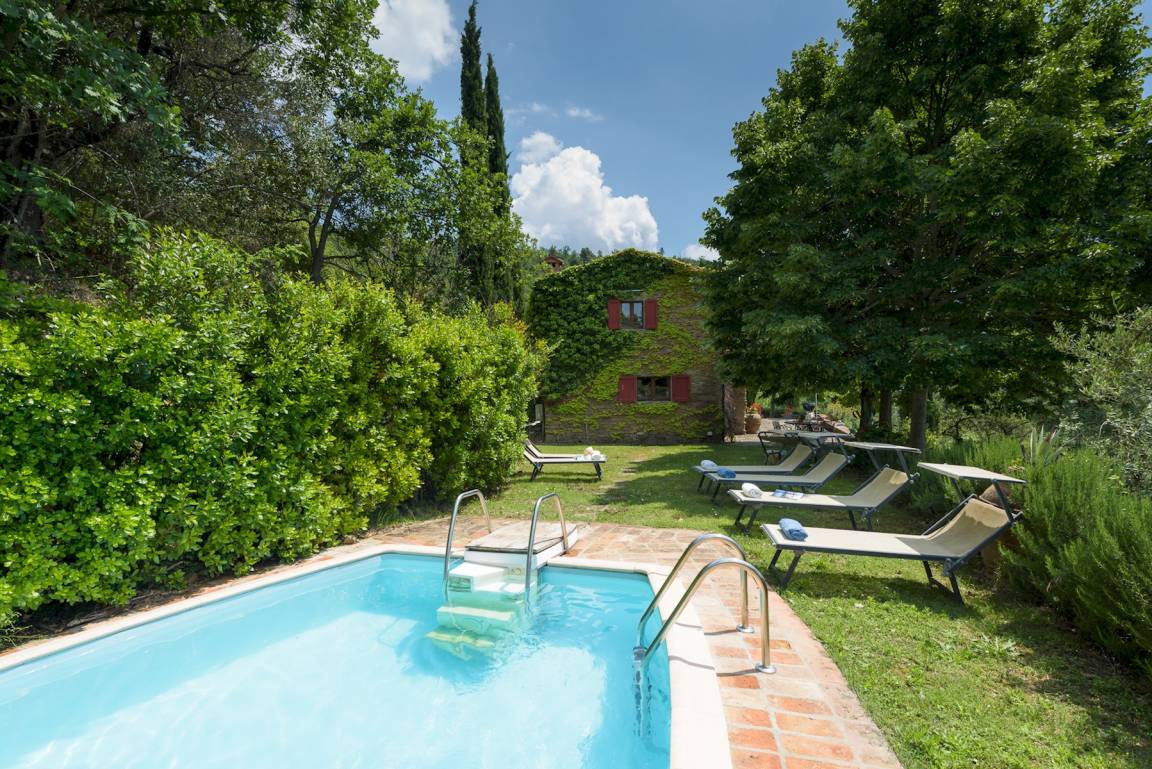 180 M² Villa ∙ 3 Bedrooms ∙ 7 Guests - Cortona