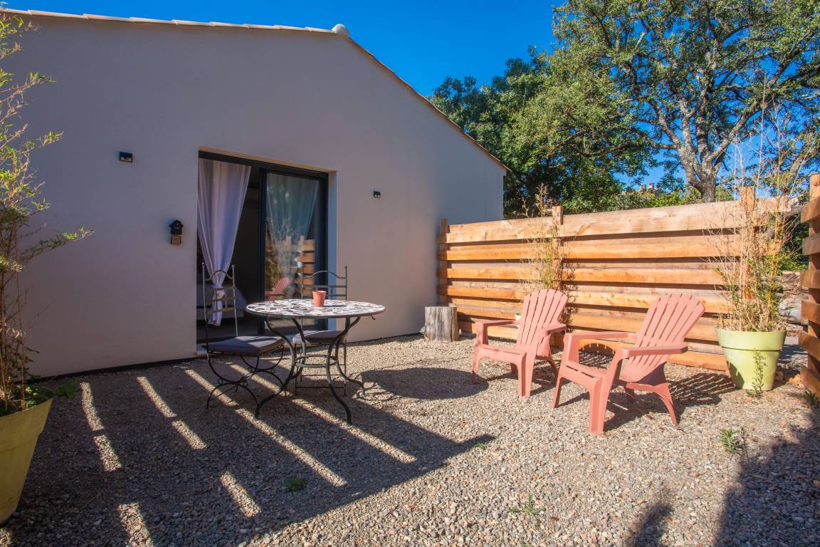 25 M² Appartement ∙ 1 Slaapkamer ∙ 2 Gasten - Carcès