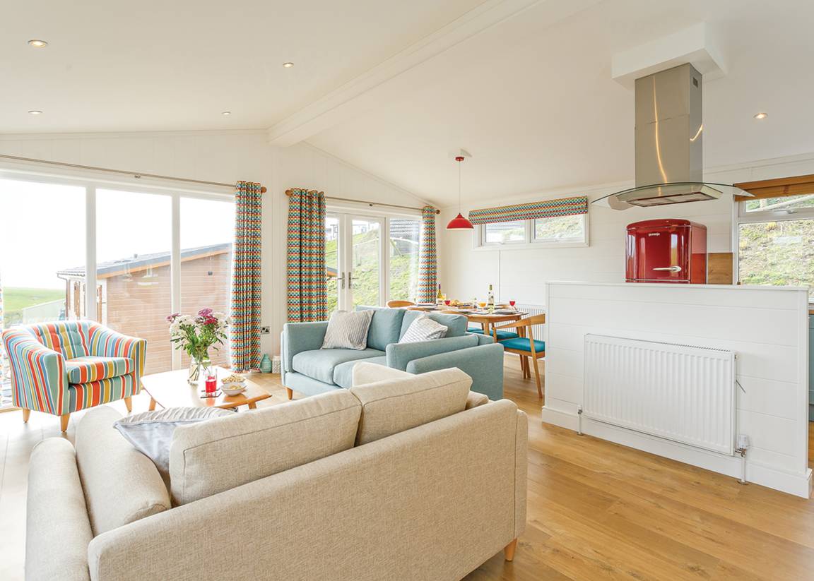 Chalet ∙ 3 Bedrooms ∙ 6 Guests - Bude