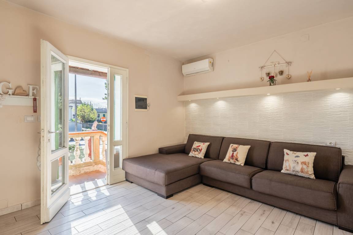 90 M² Apartment ∙ 3 Bedrooms ∙ 6 Guests - Pistoia