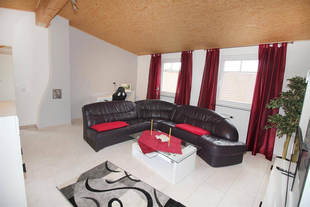 90 M² Ferienwohnung ∙ 2 Schlafzimmer ∙ 6 Gäste - Kell am See