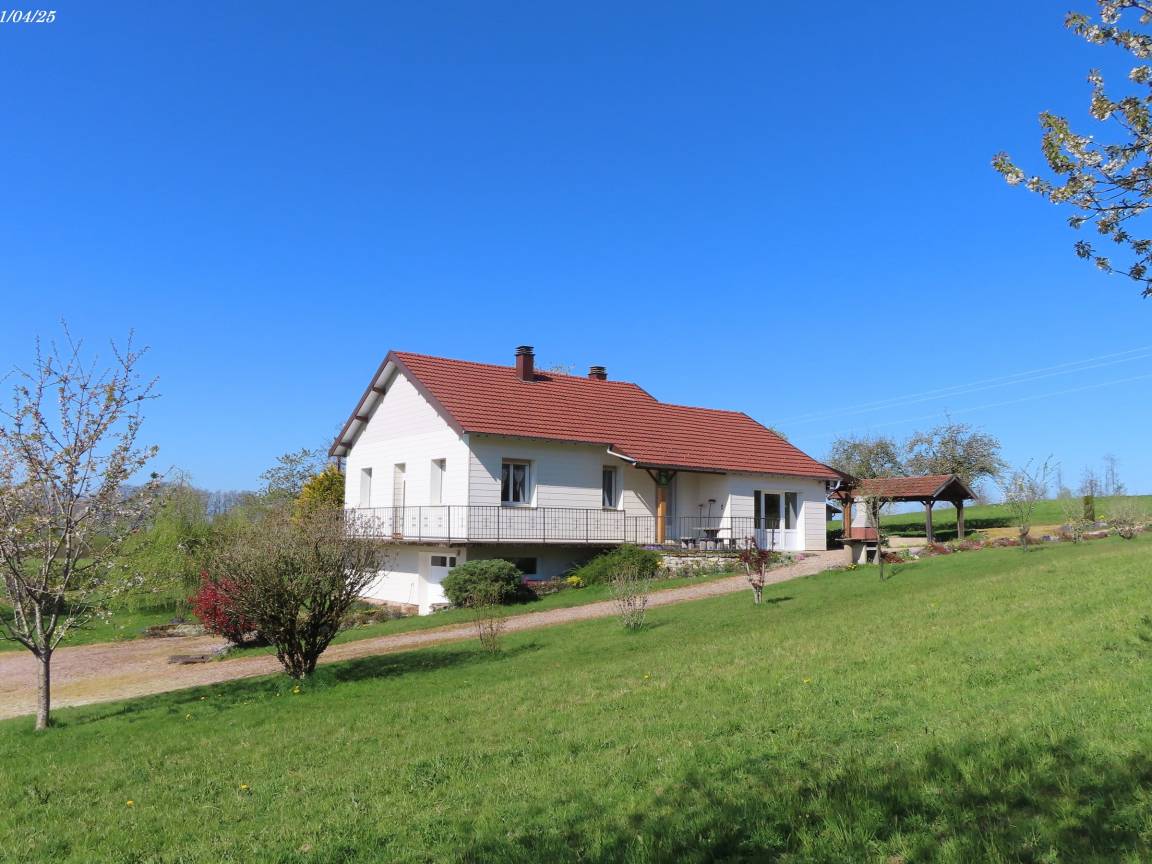 94 M² Cottage ∙ 3 Bedrooms ∙ 5 Guests - Alps
