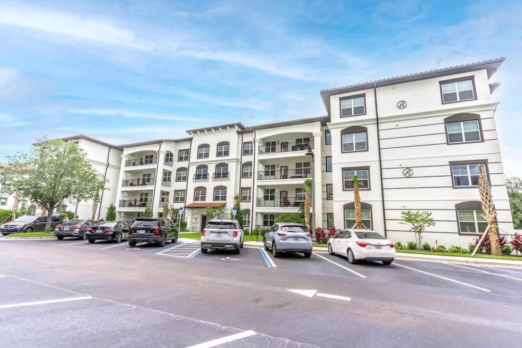 106 M² Apartment ∙ 3 Bedrooms ∙ 6 Guests - Orlando, FL